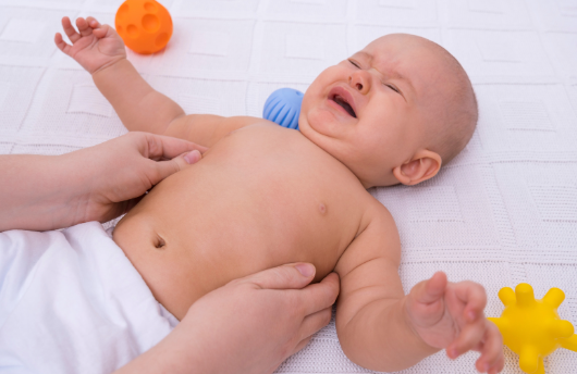 Cómo Calmar Cólicos en los Bebés: Consejos Prácticos para Aliviar el ...